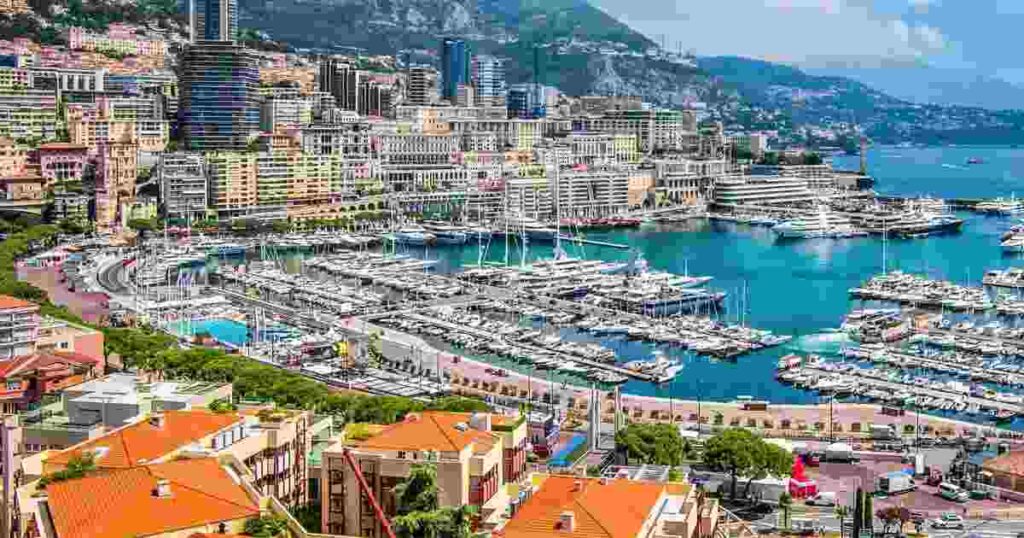 How Big Is 200 Acres: 9 Surprising Examples That Make It Clear